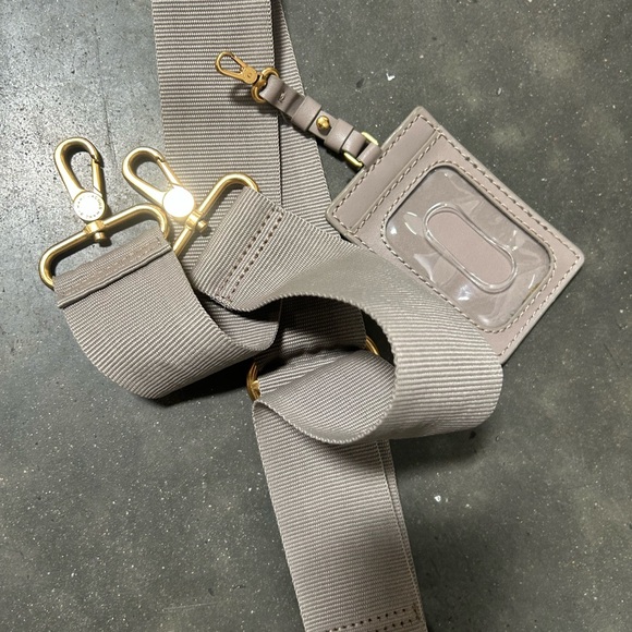 Marc Jacobs | Bags | Marc Jacobs Taupe Strap With Gold Hardware | Poshmark